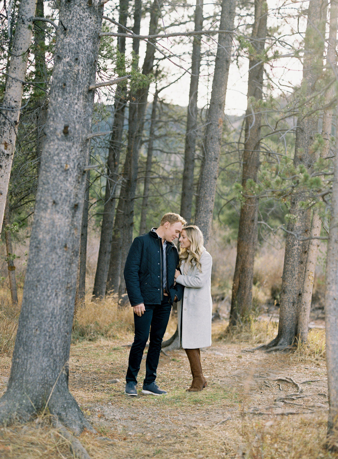 Colorado Engagement Session with City and Lakeside Views - Carrie King ...